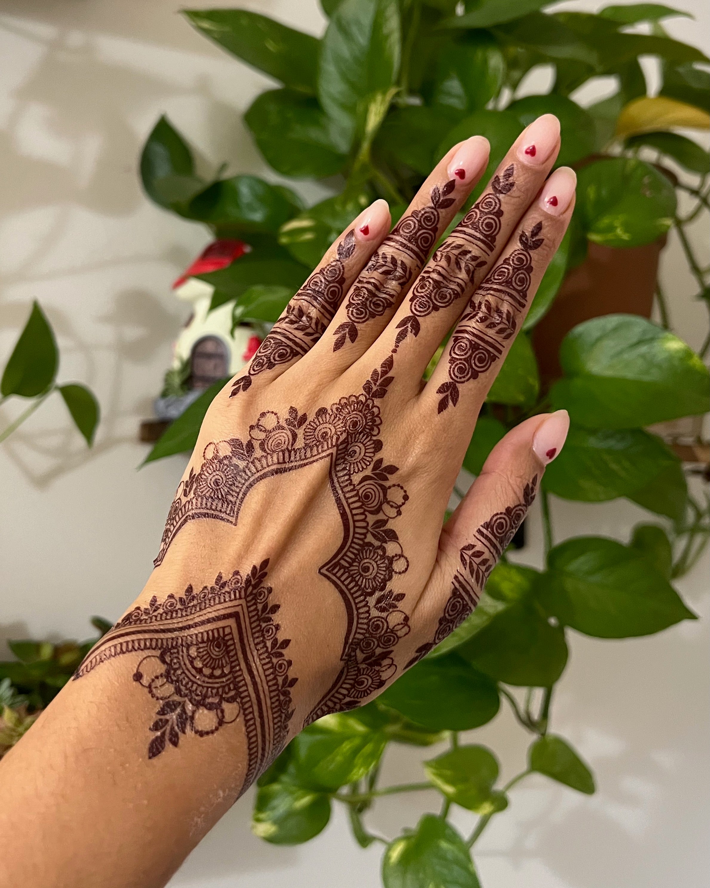 Mehel - Dome Shaped Instant Henna Tattoo (Design 25) – Henna Squared